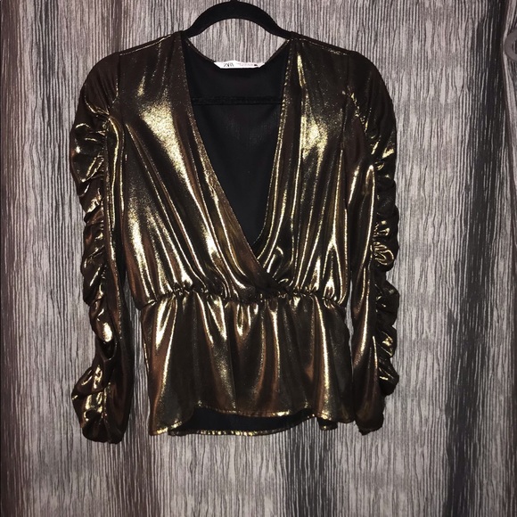 Zara | Tops | Zara Gold Metallic Top | Poshmark